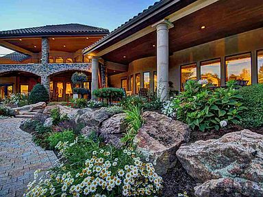 909 W Two Rivers Ln, Eagle, ID 83616 | Zillow