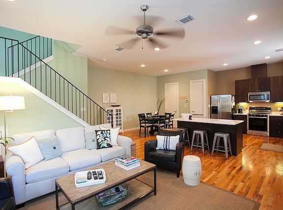 707 Cardinal Ln APT C4, Austin, TX 78704 | Zillow