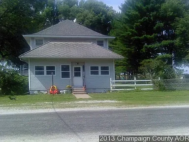 114 E Hancock St Longview IL | Zillow