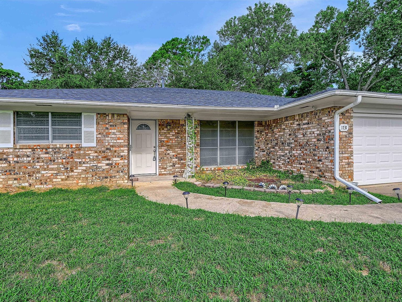 1731 Waterloo Ave, Denison, TX 75020 | MLS #20686575 | Zillow