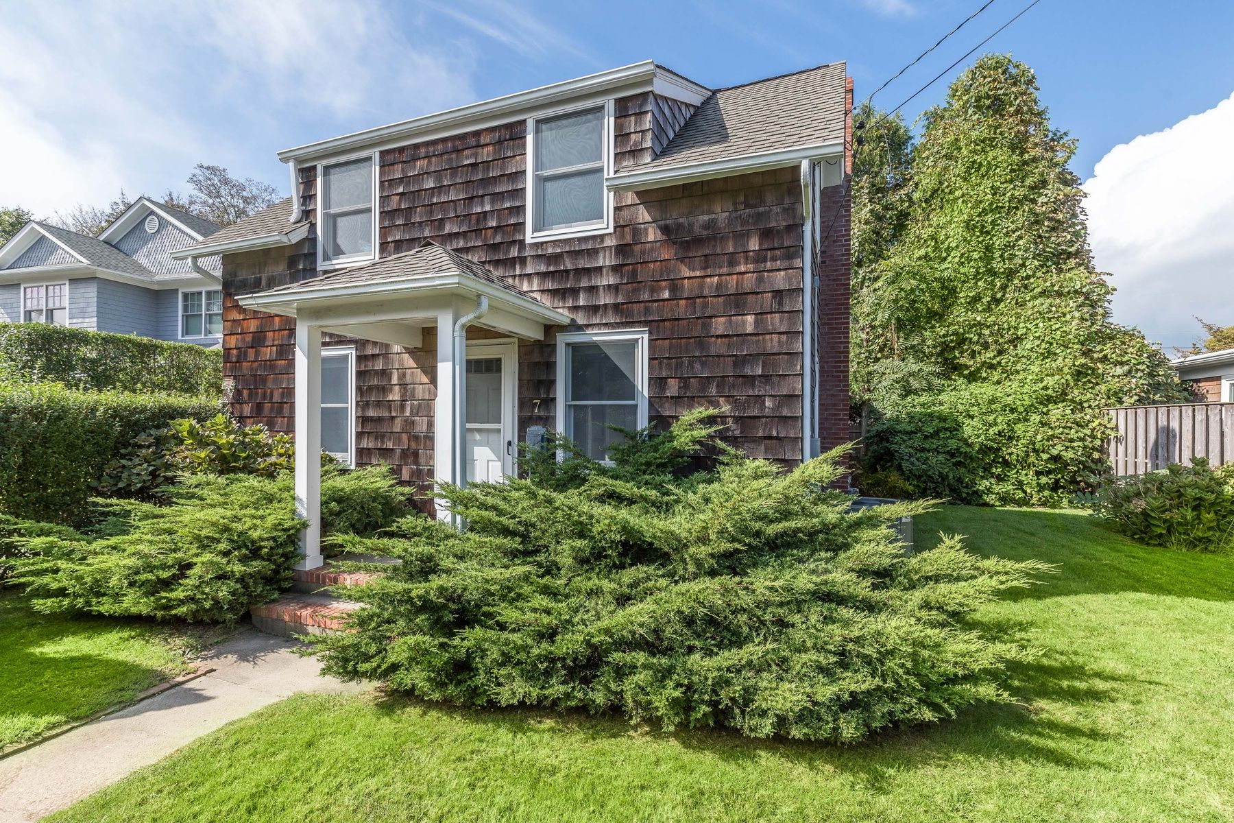 7 Pleasant Ln in East Hampton | Out East