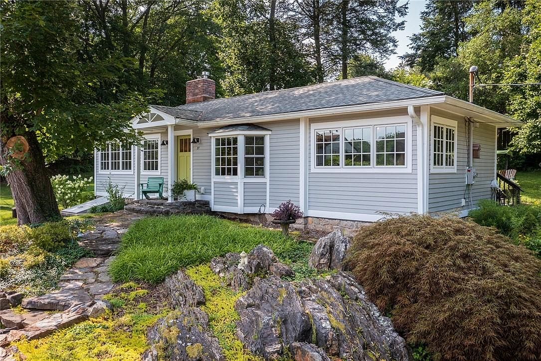 25 & 27 Cove Road, South Salem, NY 10590 | Zillow