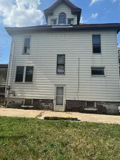 761 W Decatur St, Decatur, IL 62522 | Zillow