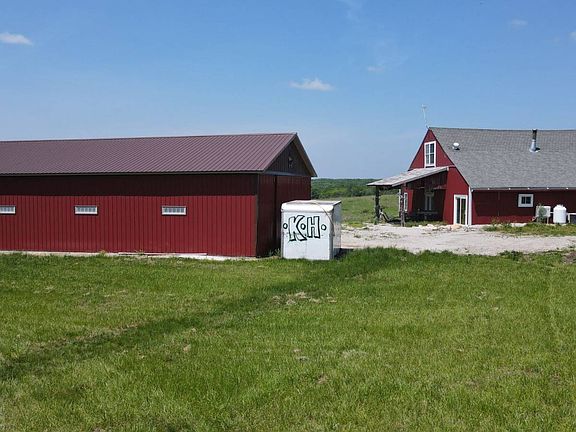 19619 Route V64, Douds, IA 52551 | MLS #11292179 | Zillow