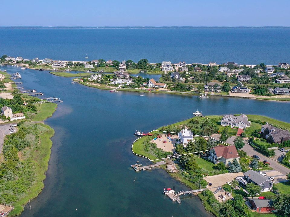 19 Cold Spring Ct, Southampton, NY 11968 | Zillow