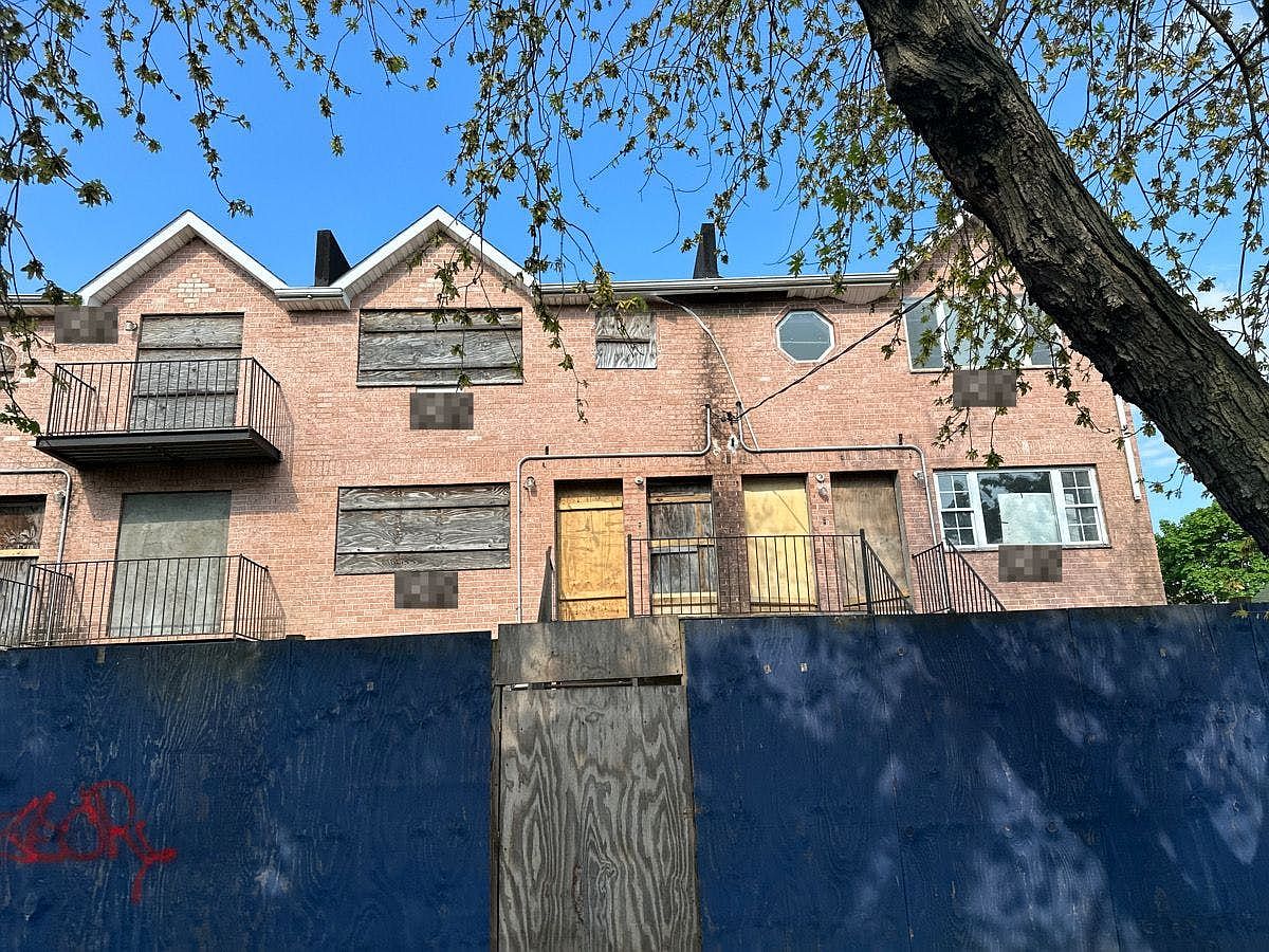 107-33 155th St, Jamaica, NY 11433 | Zillow