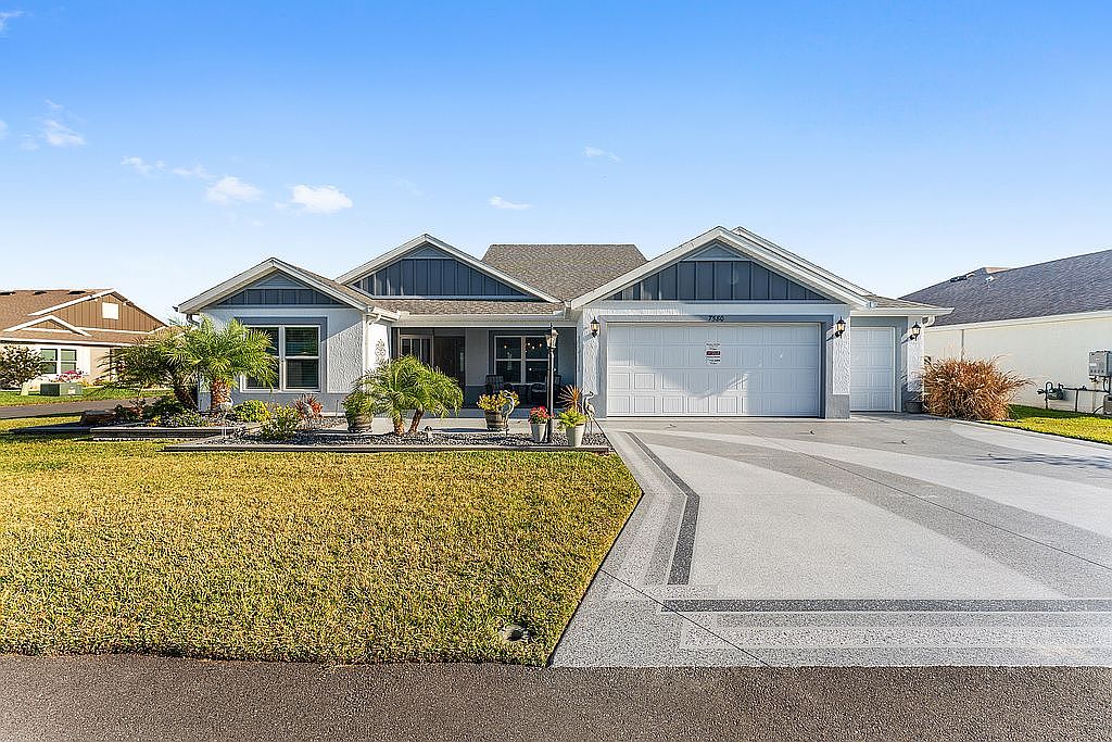 7580 Far Hills Loop, Okahumpka, FL 34762 | Zillow