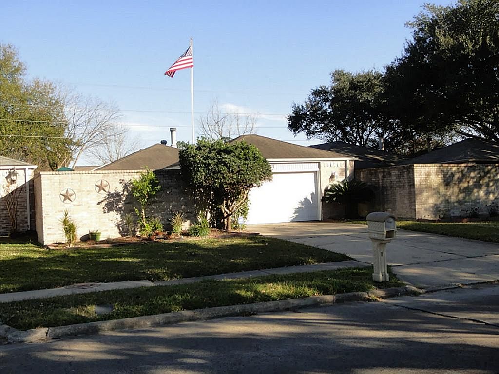 3651 Vineyard Dr, Houston, TX 77082 | Zillow