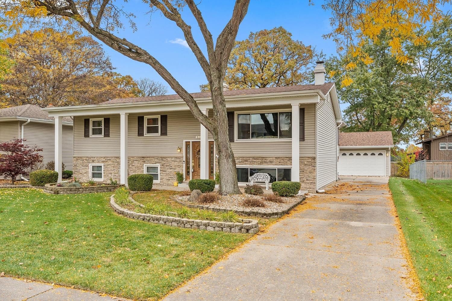 308 Friar Tuck Dr, Schererville, IN 46375 | Zillow