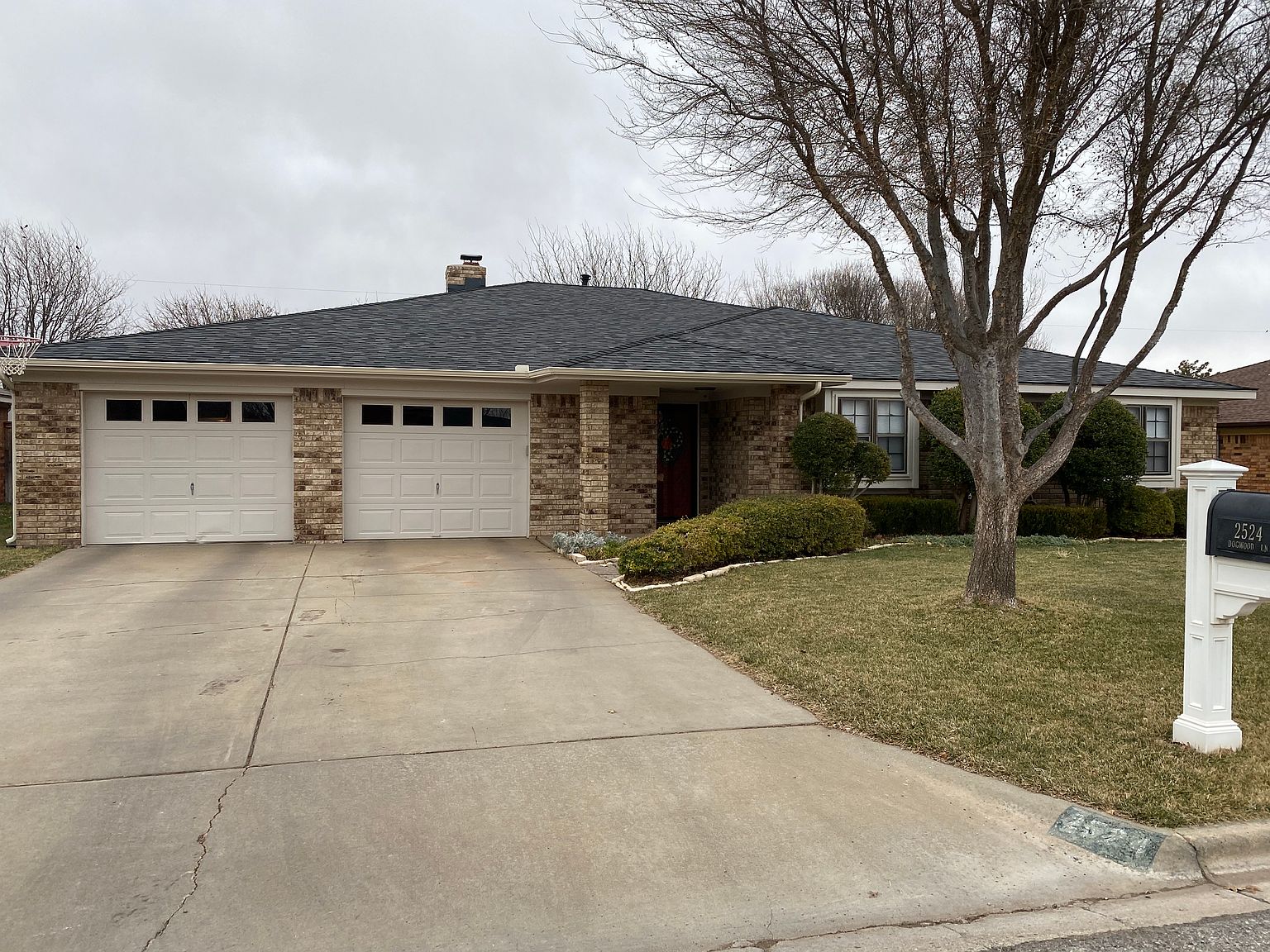 2524 Dogwood Ln, Pampa, TX 79065 | Zillow