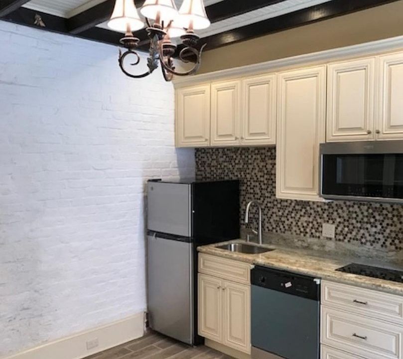 724stphilip - 724 Saint Philip St New Orleans LA | Zillow