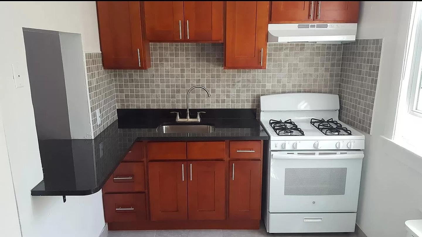 1325 Adee Ave APT 1, Bronx, NY 10469 | Zillow