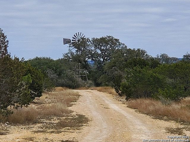 2001 PVT Rd 1440 LOT 6, Rocksprings, TX 78880 | MLS #1656912 | Zillow