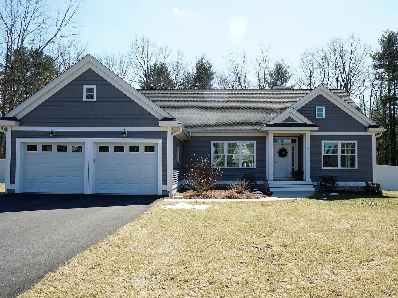 13 Weatherstone Rd #22, Litchfield, NH 03052 | Zillow