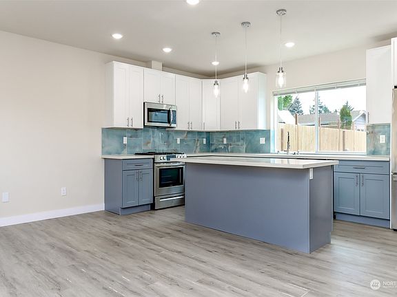 1741 N 130th Street UNIT C, Seattle, WA 98133 | MLS #2220508 | Zillow