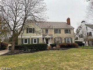 2685 Rocklyn Rd, Shaker Heights, OH 44122 | Zillow