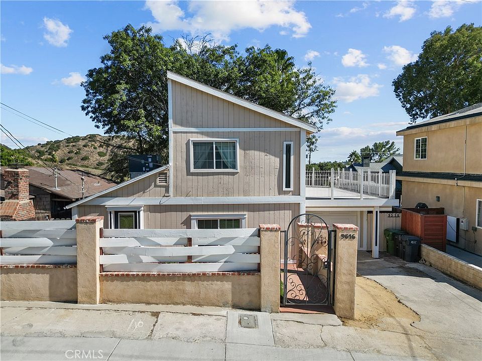 9516 Dennis Way, Chatsworth, CA 91311 | MLS #SR23197513 | Zillow