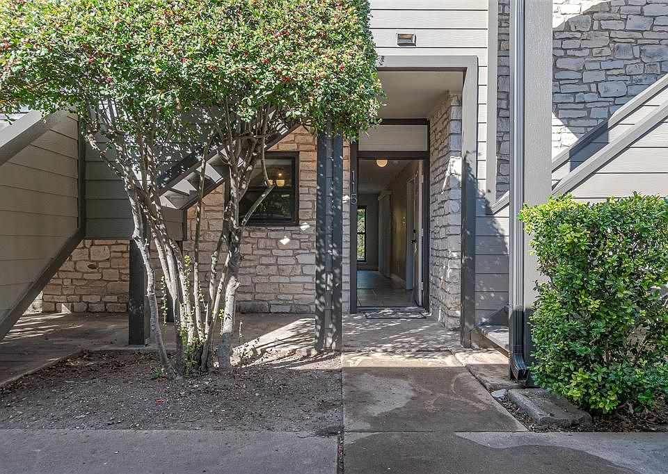 1510 W North Loop Blvd Austin TX | Zillow