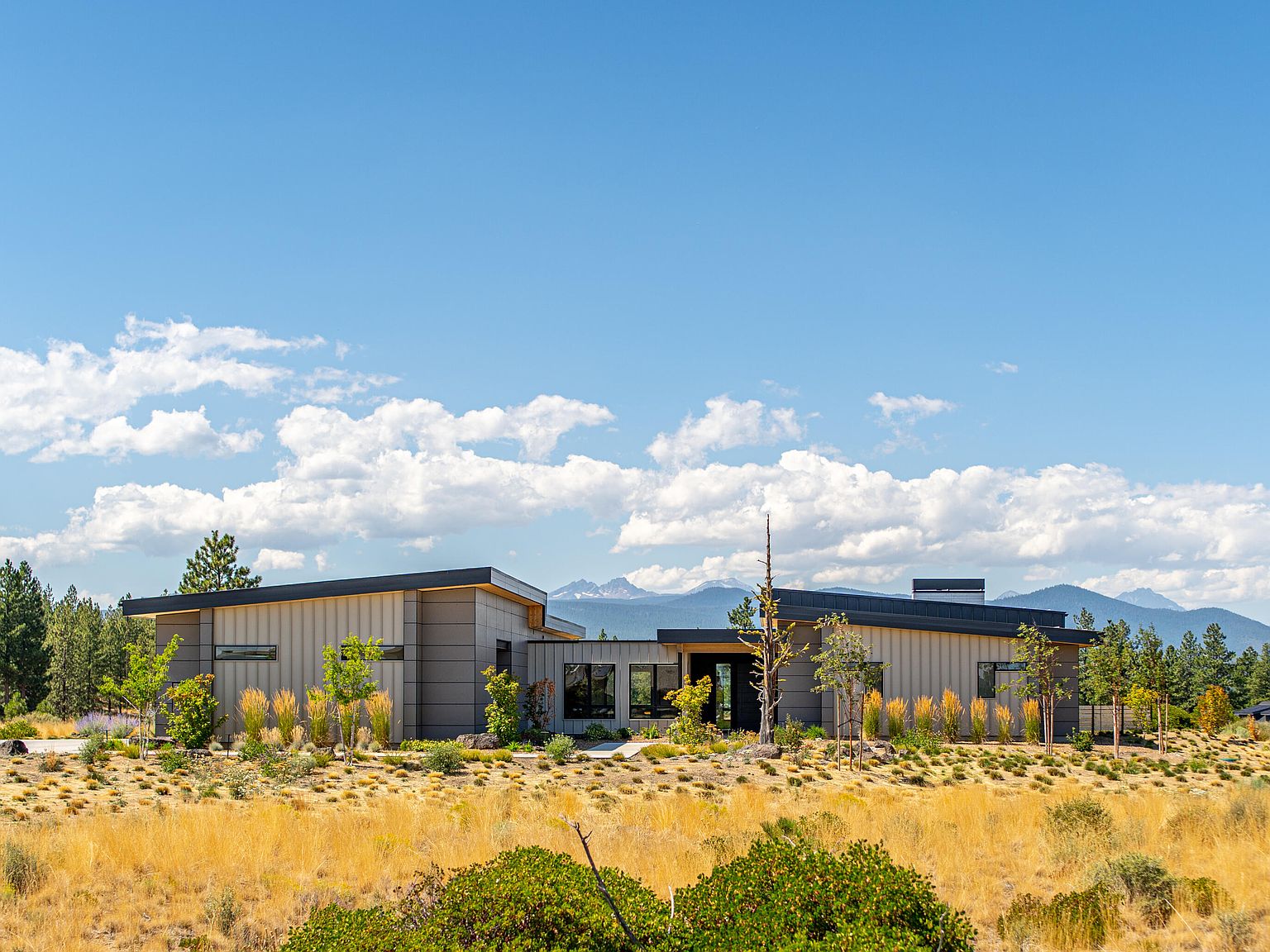 18868 Ridgeline Dr, Bend, OR 97703 | Zillow