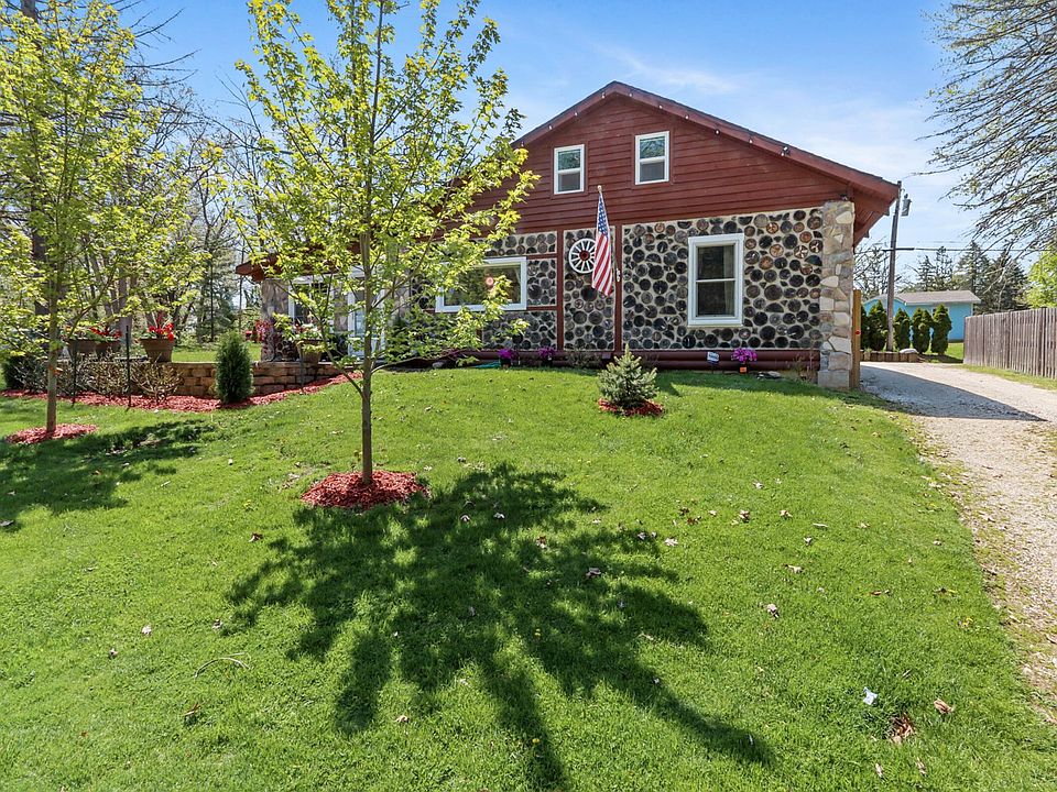 N2505 Chapin Rd, Lake Geneva, WI 53147 | Zillow