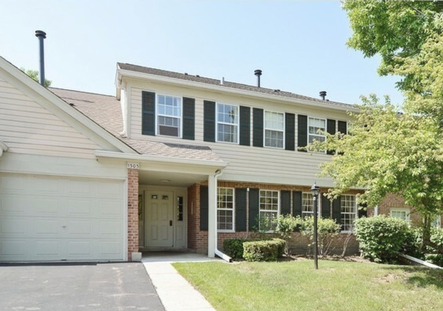 1303 Springwood Dr UNIT B1, Schaumburg, IL 60193 | Zillow