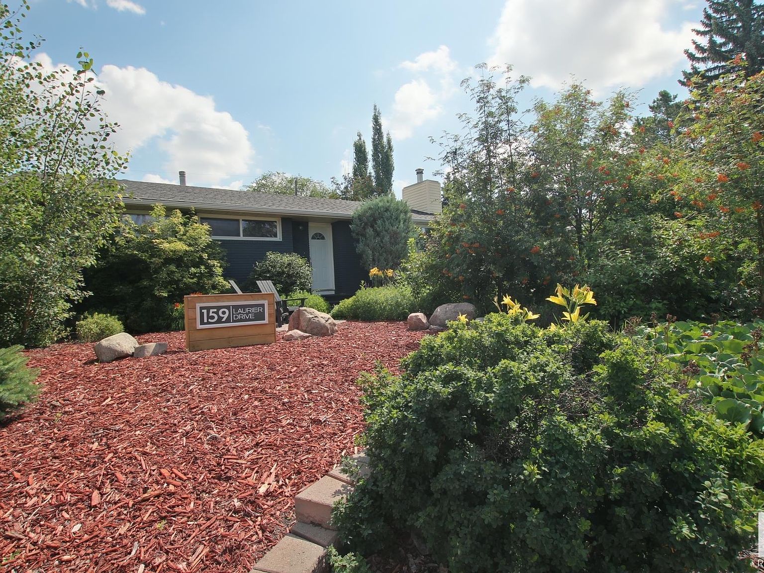 159 Laurier Dr NW, Edmonton, AB T5R 5P9 | MLS #E4450371 | Zillow