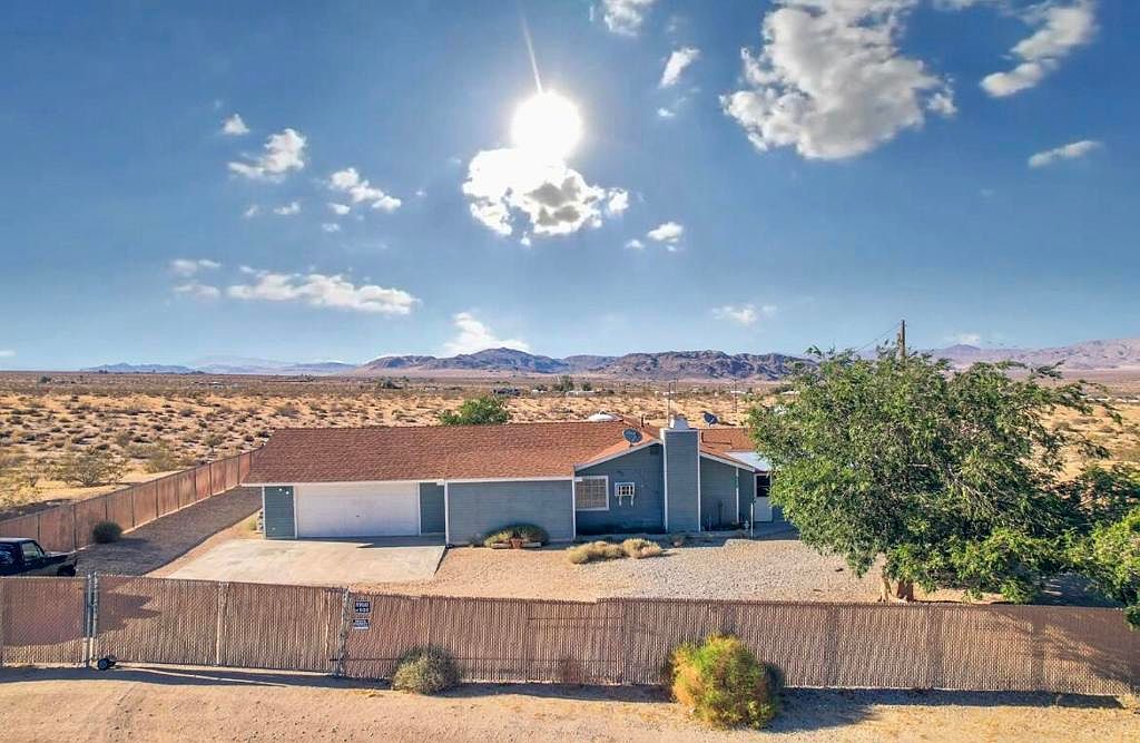 55540 Shannon Rd, Landers, CA 92285 | MLS #219097272DA | Zillow