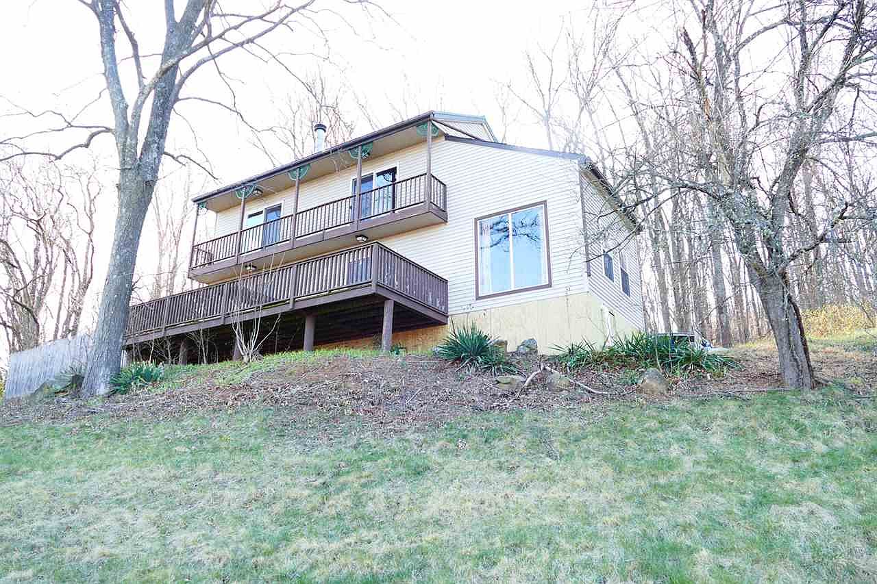 1077 Overlook Dr, Rileyville, VA 22650 | Zillow