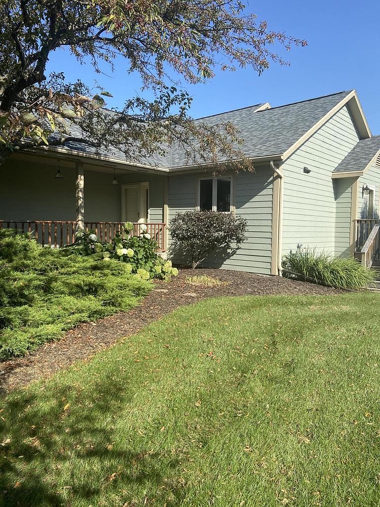N6923 Prairie Ridge COURT, Sheboygan, WI 53083 | Zillow