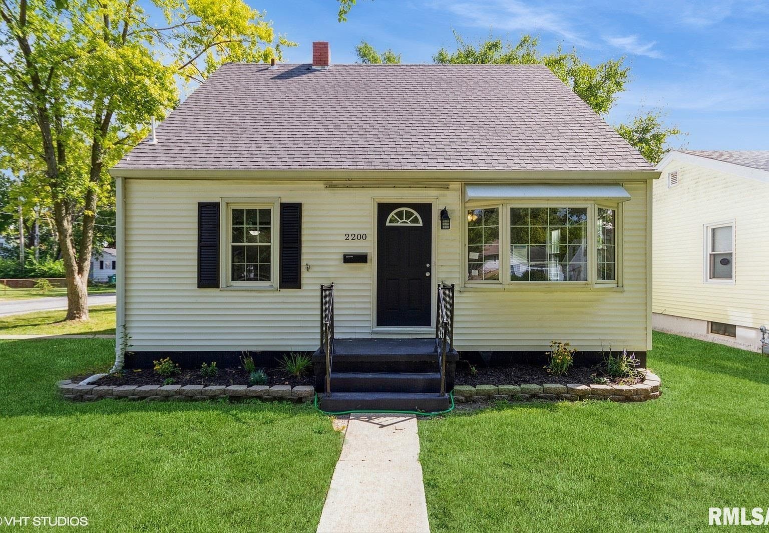 2200 S Spring St, Springfield, IL 62704 | Zillow