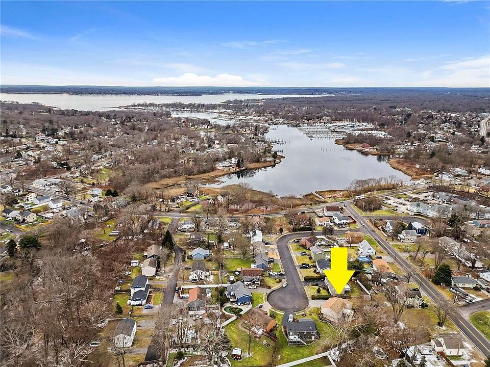 60 Stephanie Ct, Warwick, RI 02889 | Zillow