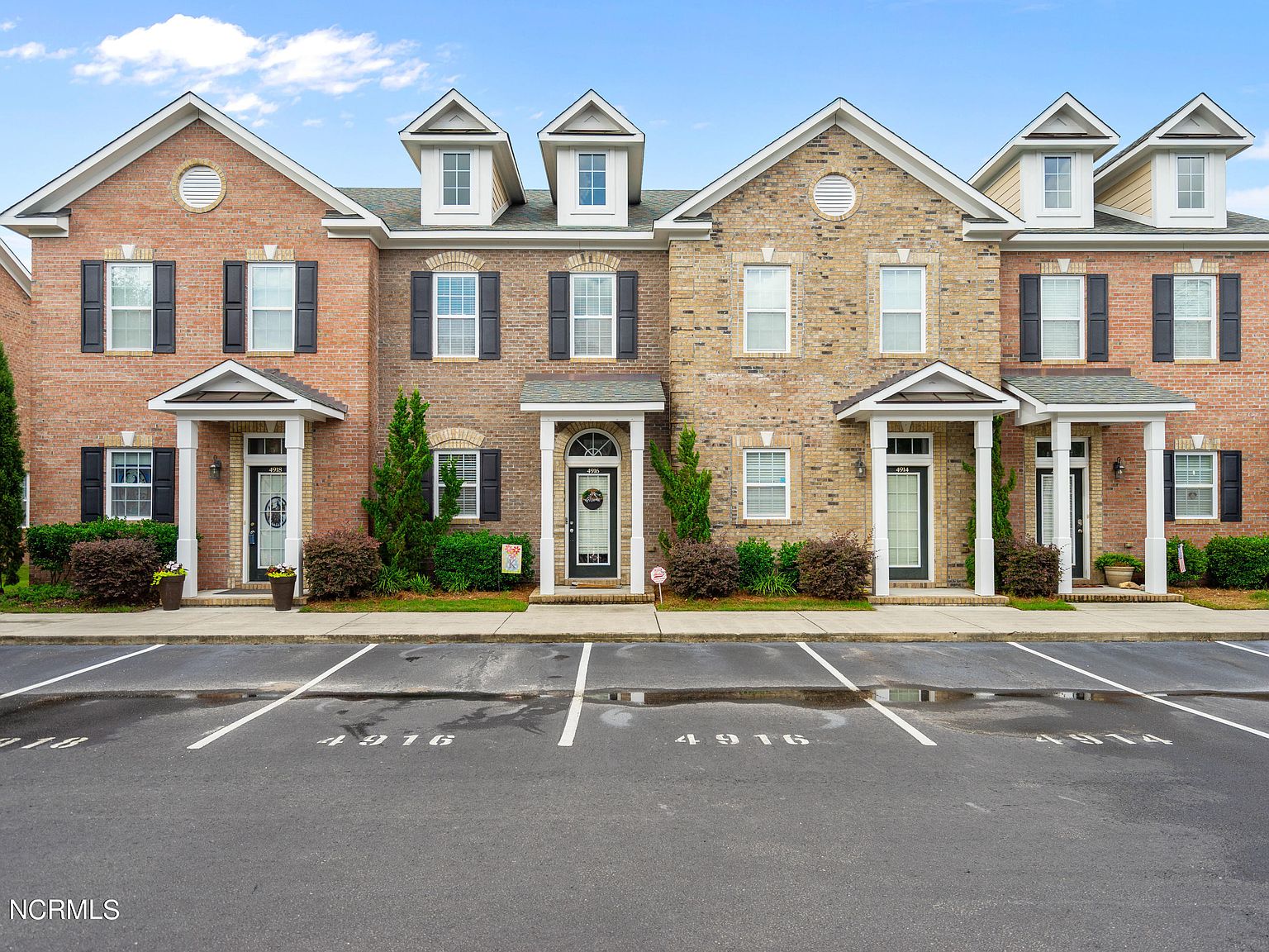 4918 Exton Park Loop, Castle Hayne, NC 28429 | Zillow