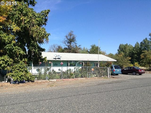 74703 Washington Ln, Irrigon, OR 97844 | Zillow