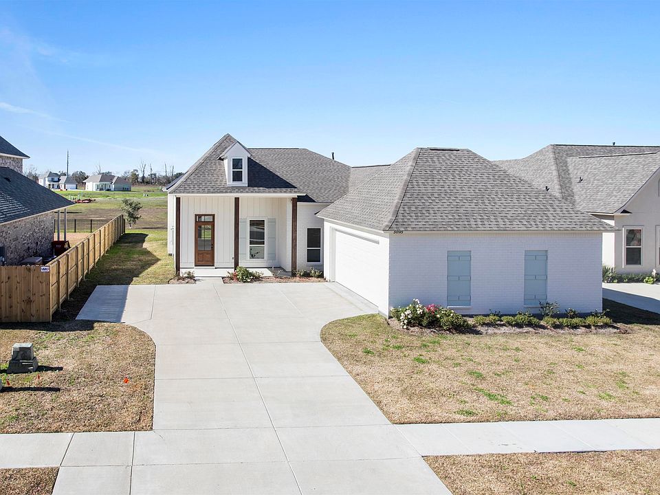 5095 Black River Rd, Darrow, LA 70725 | Zillow