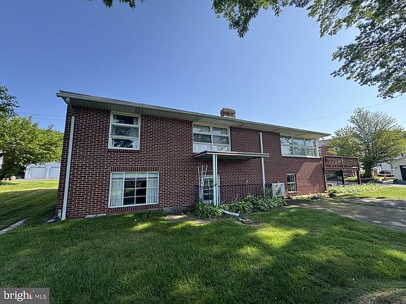 503 W Main St, Valley View, PA 17983 | Zillow