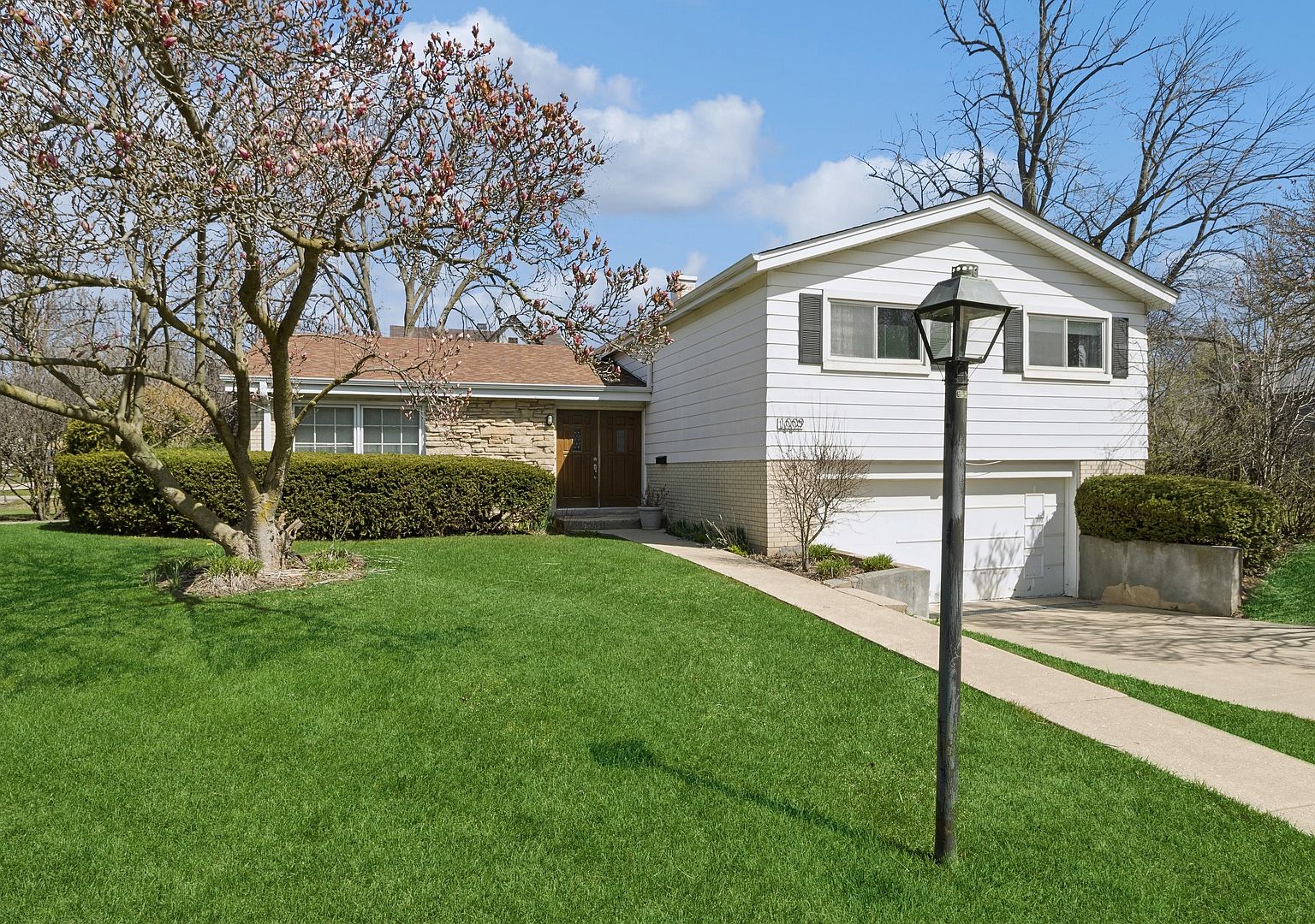 1009 Marvell Ln, Highland Park, IL 60035 | Zillow