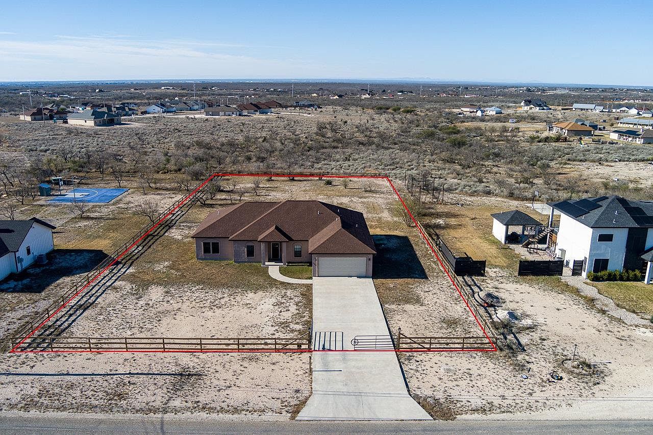484 La Vista Dr, Del Rio, TX 78840 | MLS #206899 | Zillow
