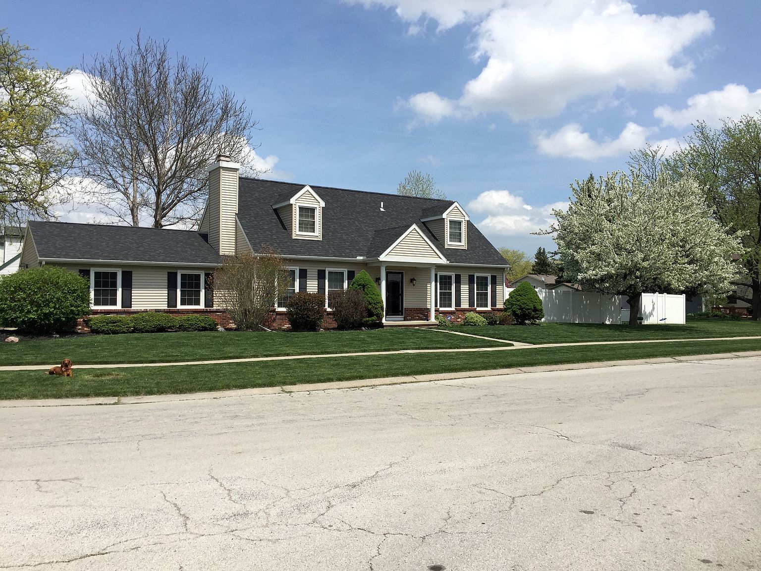 3005 Springwood Dr, Oregon, OH 43616 | Zillow