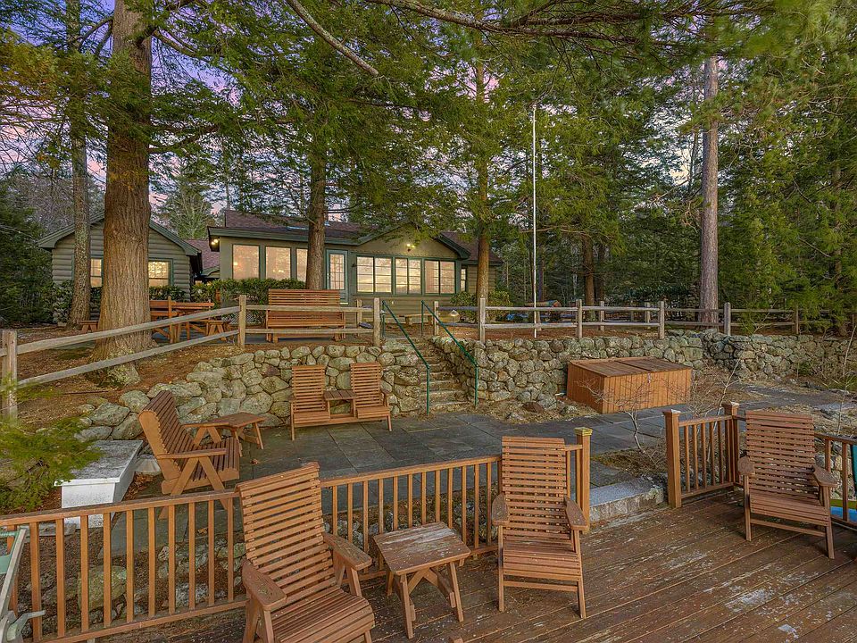 4 Wagon Wheel Trail, Meredith, NH 03253 | Zillow