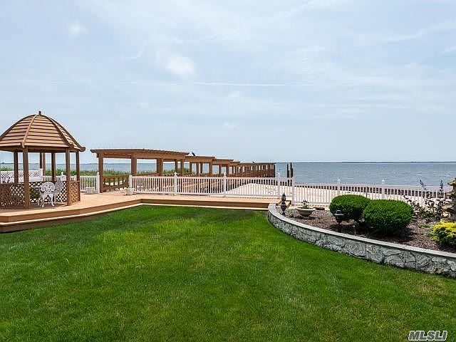 62 Riviera Dr S, Massapequa, NY 11758 | Zillow