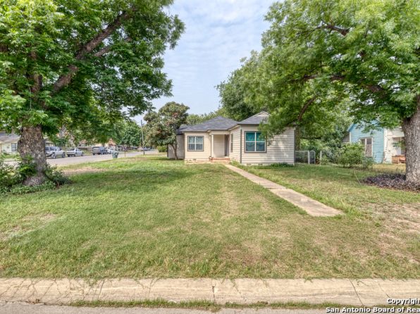 Uvalde TX Real Estate - Uvalde TX Homes For Sale | Zillow