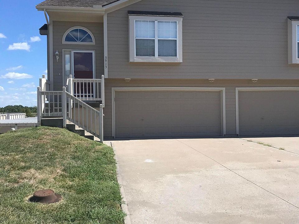 3913 SW Chartwell Ct, Lees Summit, MO 64082 | Zillow