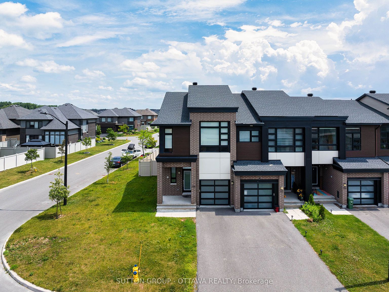 214 Big Dipper St, Ottawa, ON K4M 0K5 | MLS #X12249849 | Zillow