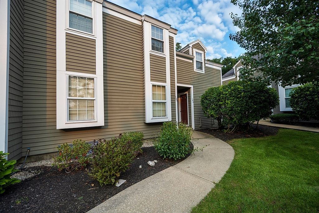 145 Shaw Farm Rd UNIT 145, Canton, MA 02021 | Zillow