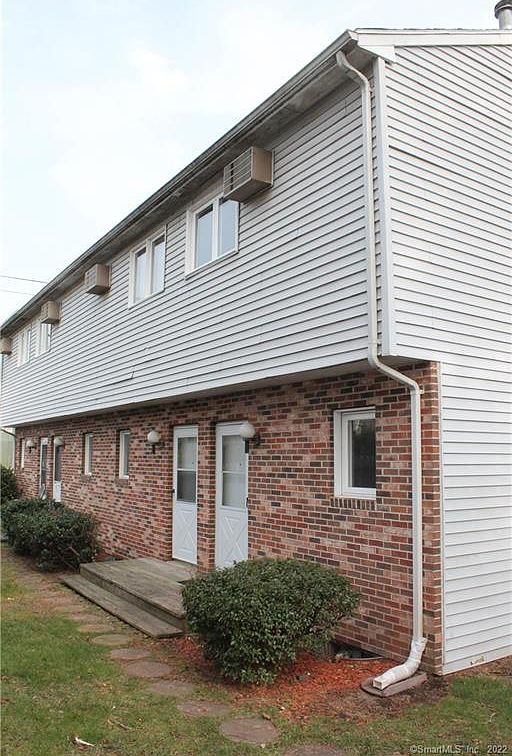 45 Webb St APT 4, Meriden, CT 06451 | Zillow
