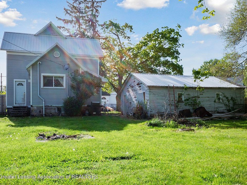 333 S Maple Ave, Maple Rapids, MI 48853 | Zillow