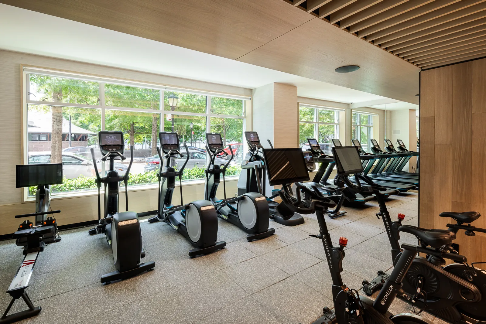 The Solaire at 20 River Terrace in Battery Park City : Sales, Rentals ...