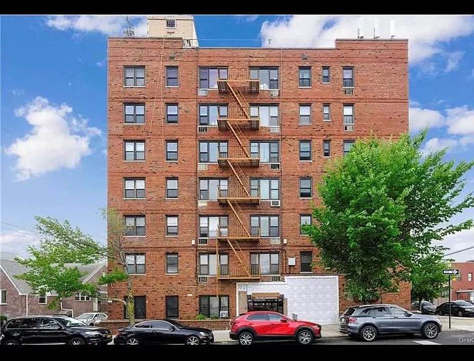 1144 Lydig Ave APT 2C, Bronx, NY 10461 | Zillow