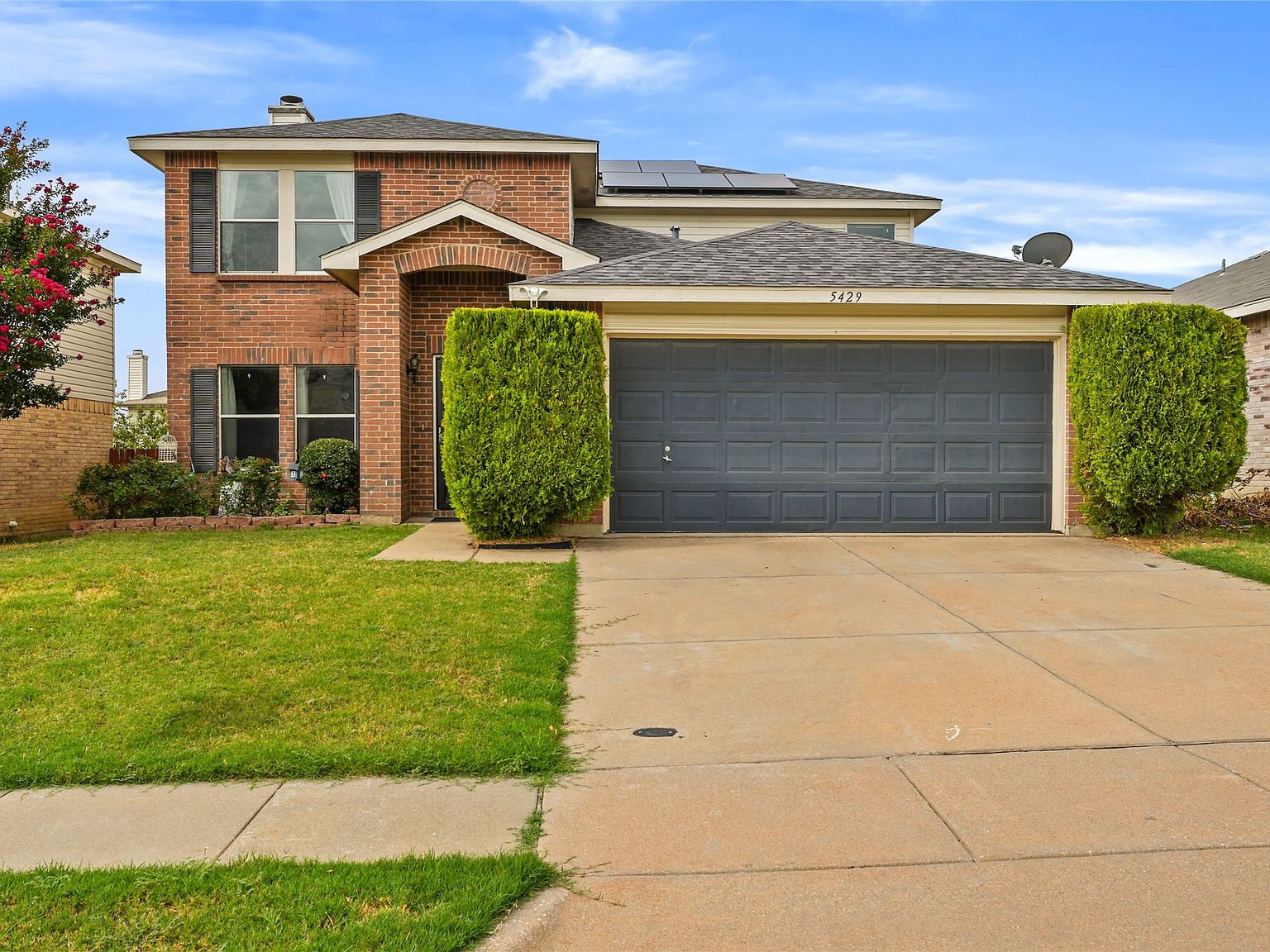 5429 New Castleton Ln, Fort Worth, TX 76135 | Zillow