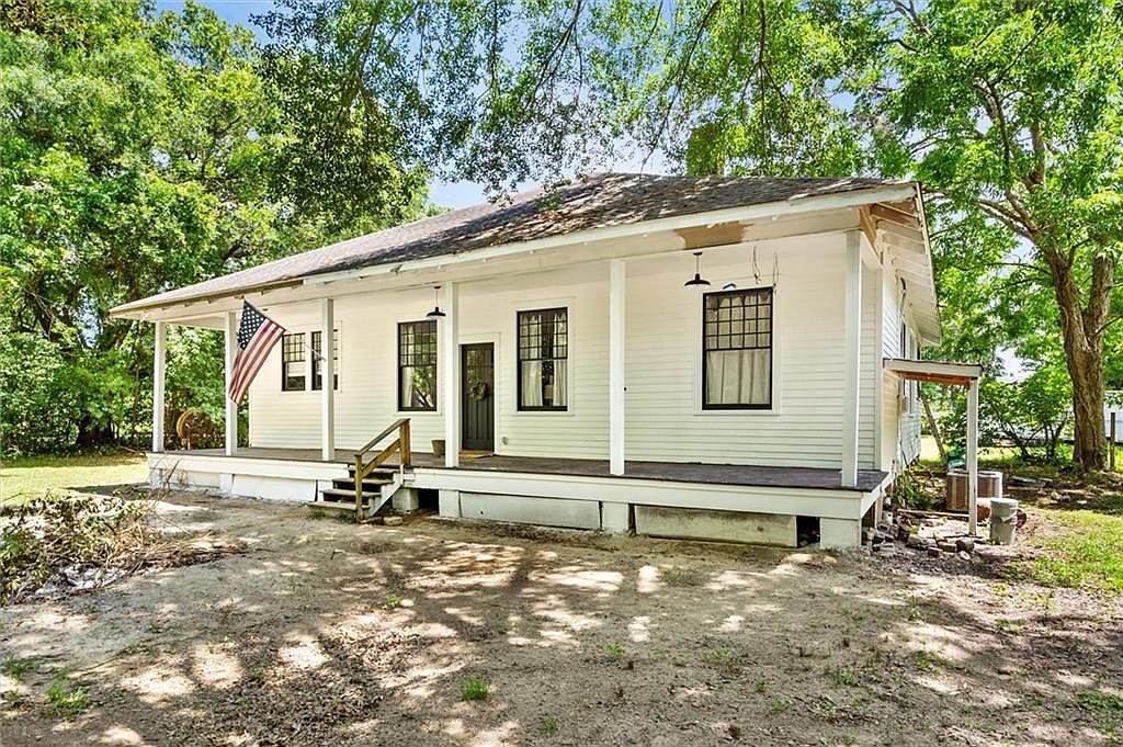 10576 Pioneer Rd, Theodore, AL 36582 | MLS #7399246 | Zillow